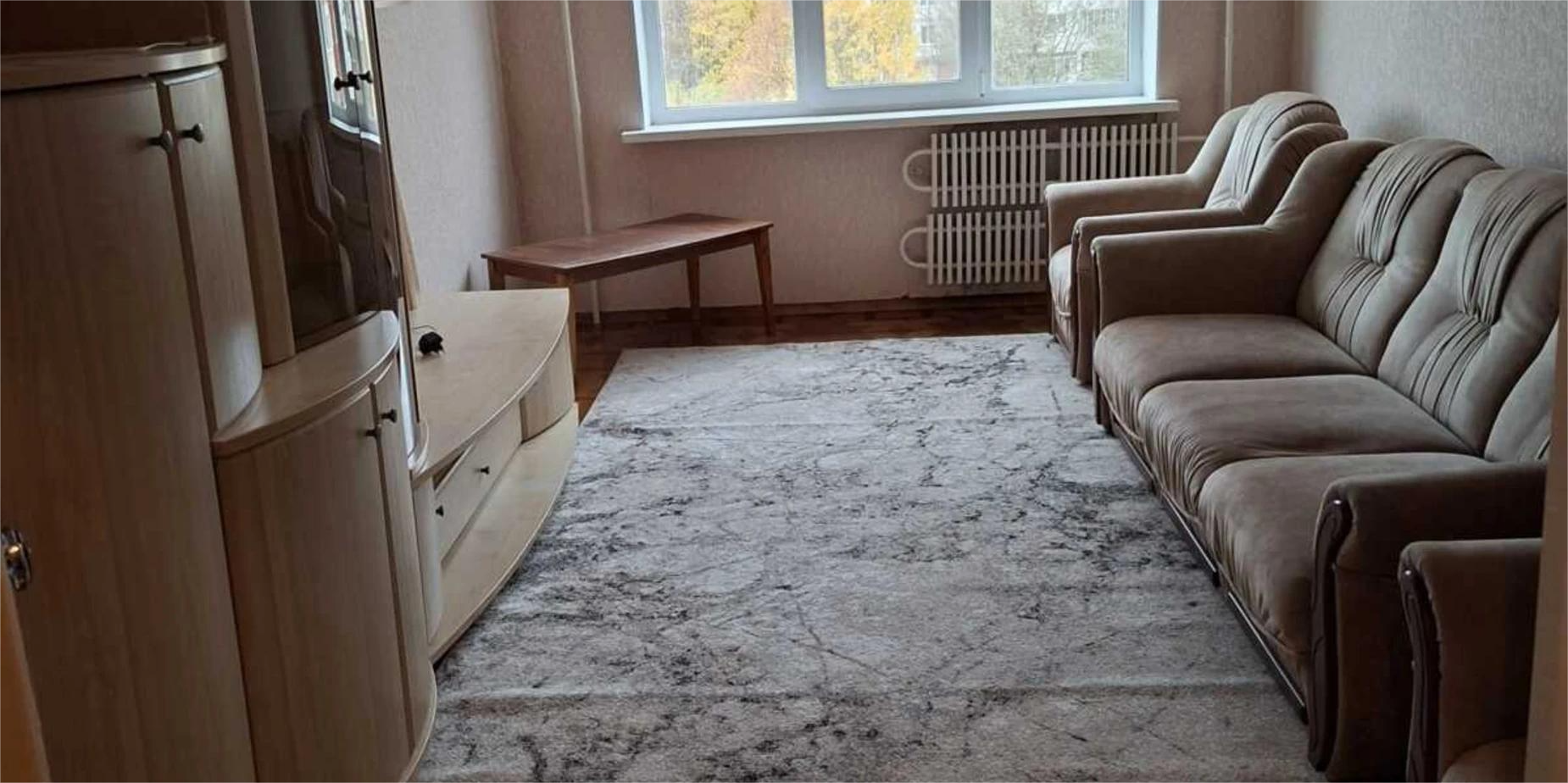 Свекруха нас не пустила, хоч у місця у квартирі вдосталь! А я ж теж маю ...